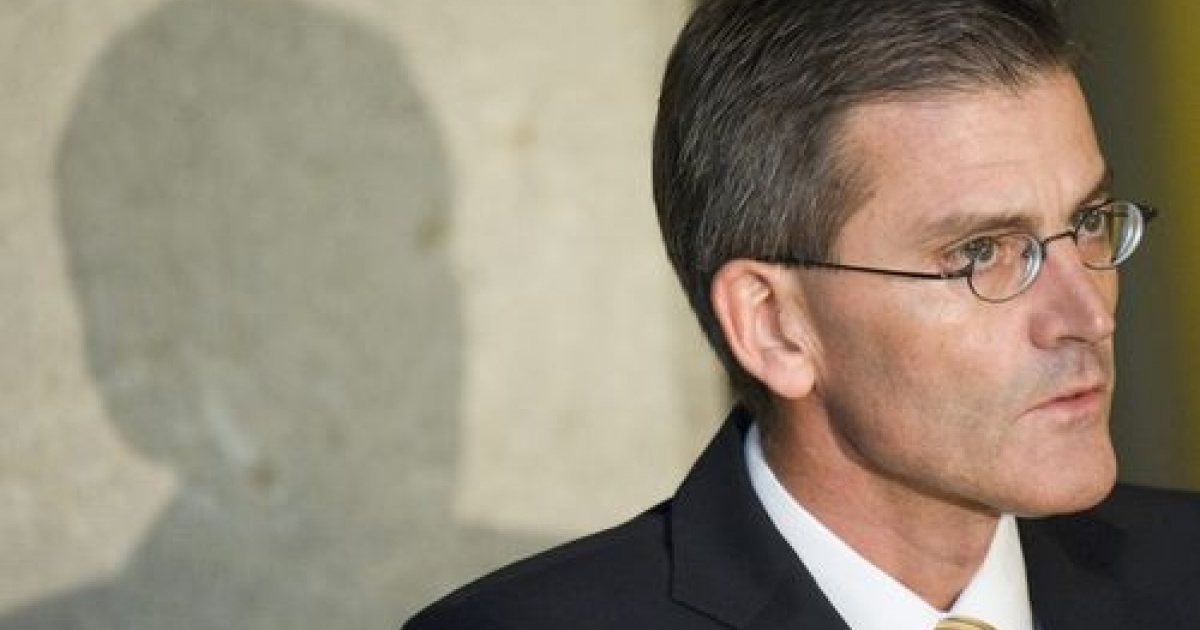 Nef: la biografia - Ticinonline