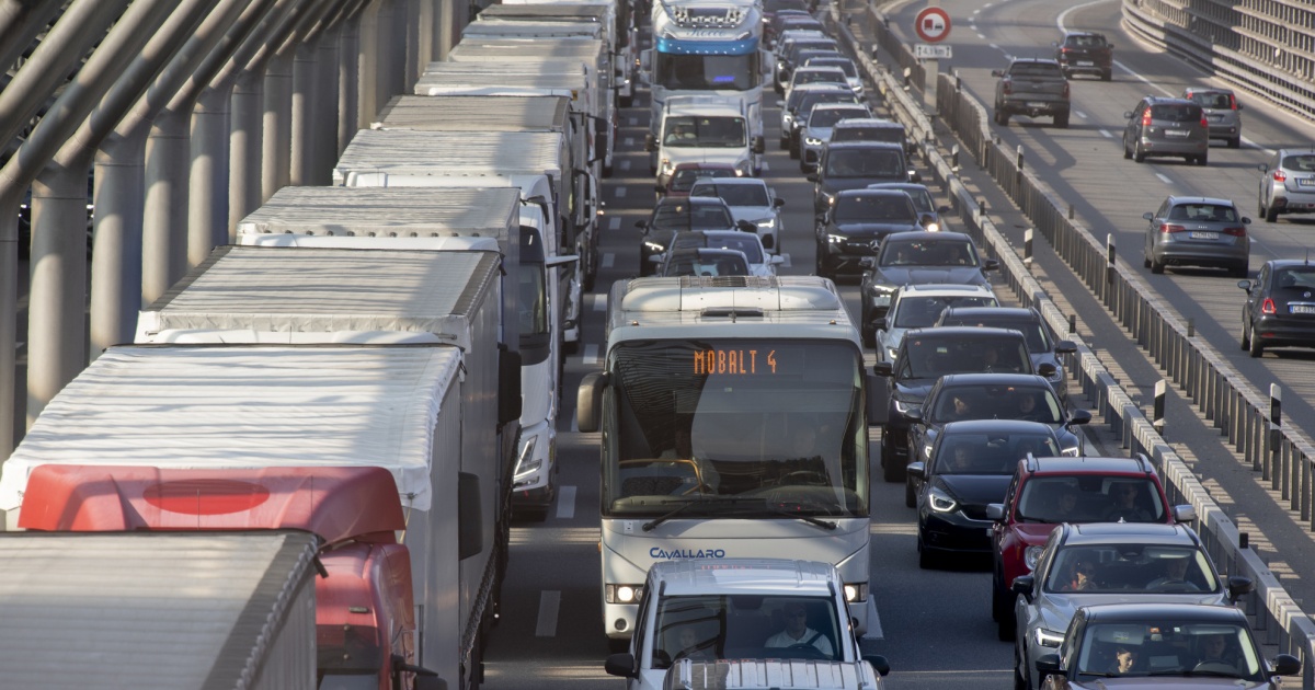Svizzera congestionata dal traffico: «Serve una tassa di transito ...