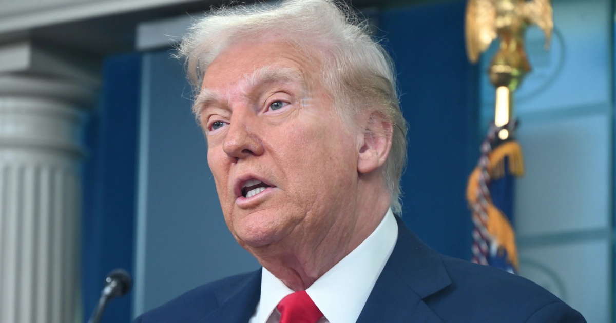 Trump sotto accusa: «Ha perso, l'America ora è più debole» - Ticinonline